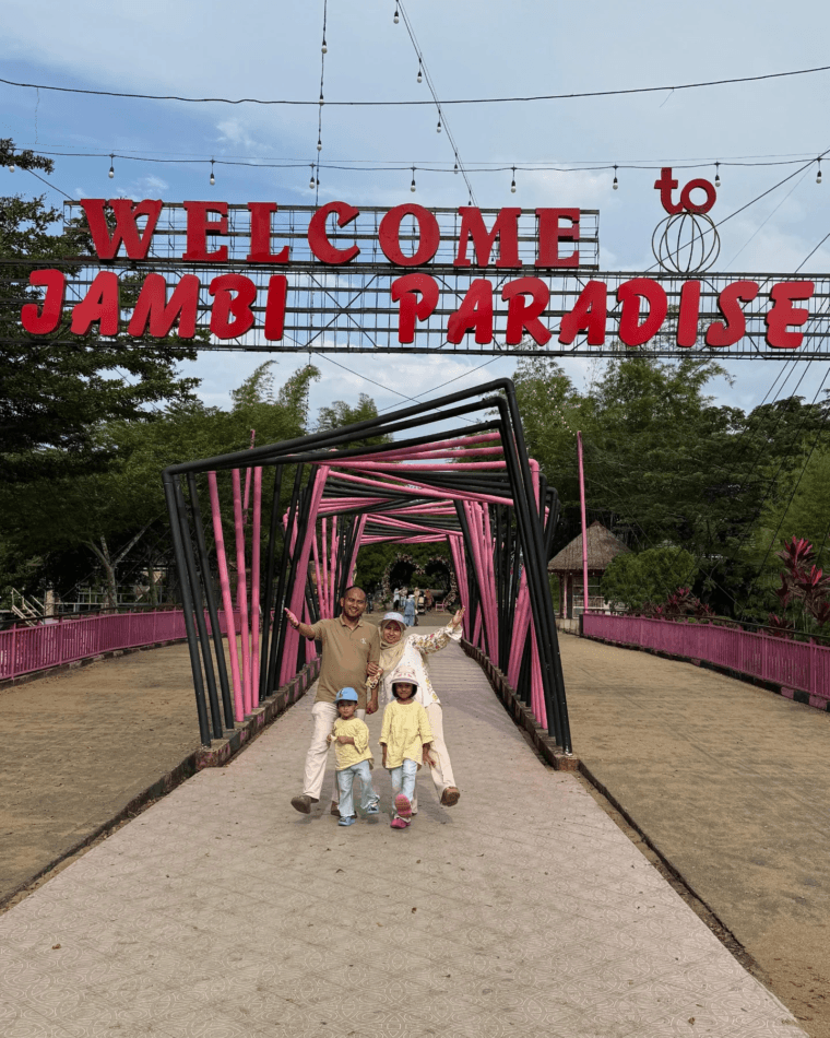 17 Tempat Wisata di Jambi Paling Hits dan Harus Dikunjungi - WisataHub